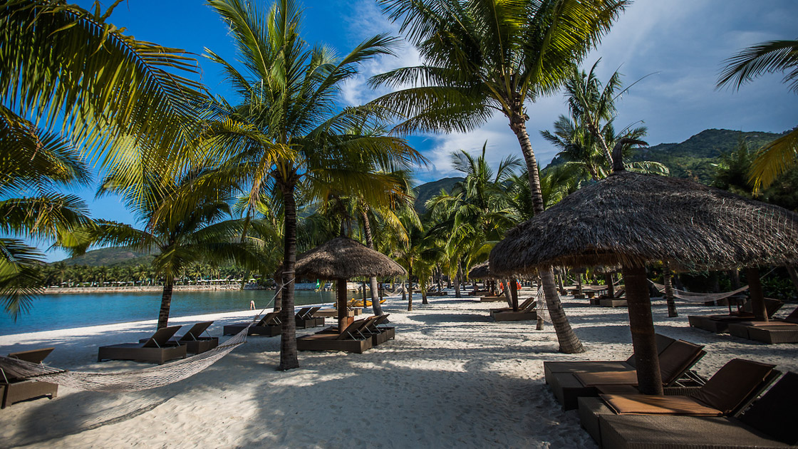 7 reasons to stay at Diamond Bay Resort | Vietnam Tourism
